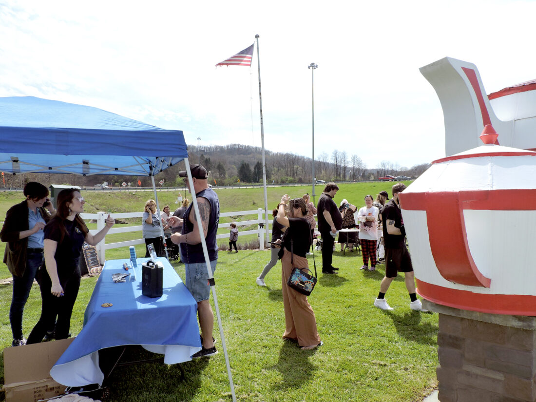Ohio Valley turns out for eclipse day | News, Sports, Jobs - The Herald ...